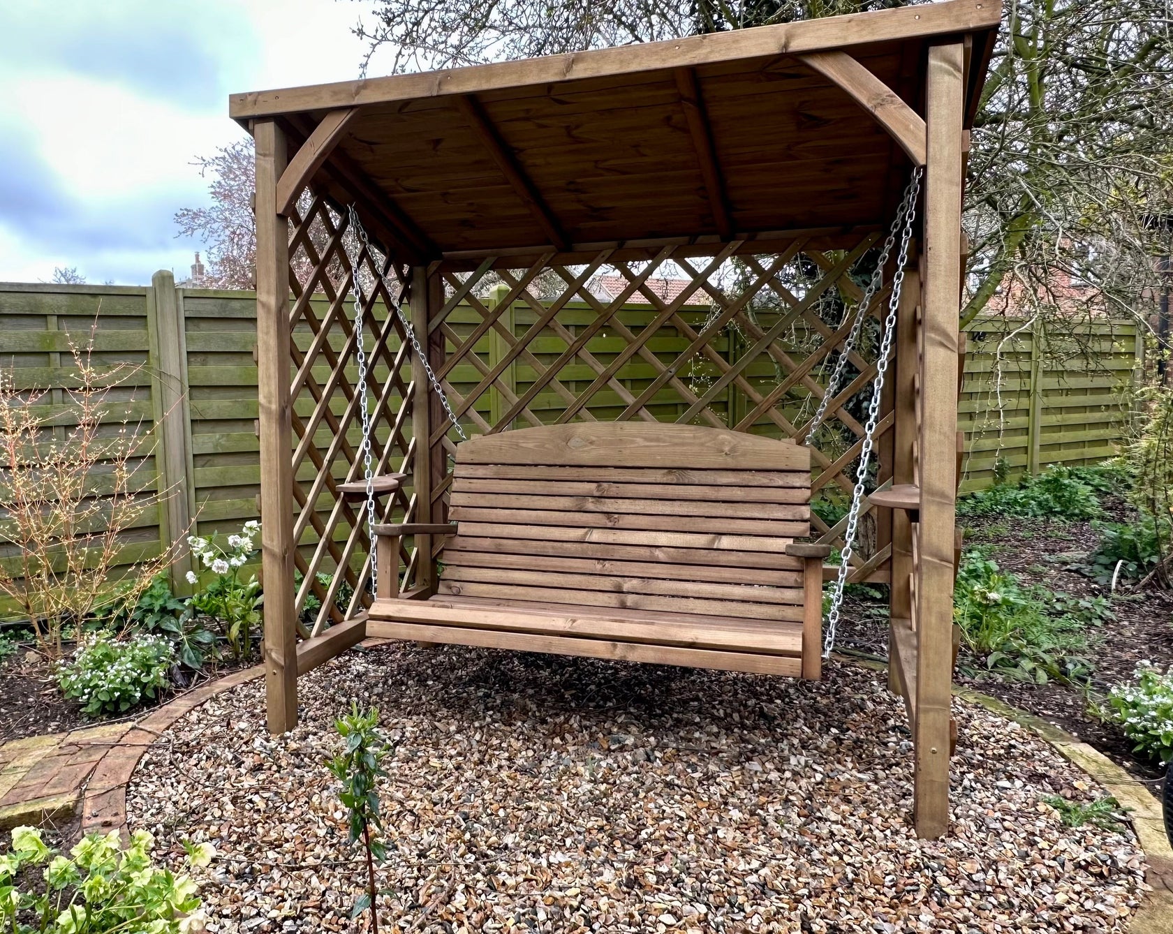 The Pent Swing - Garden Swing with Trellis - Duckpaddle